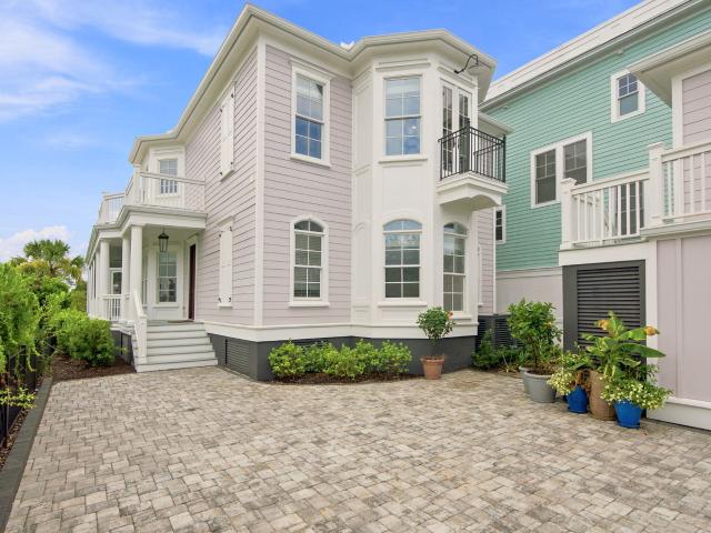 1344 Penshell Place