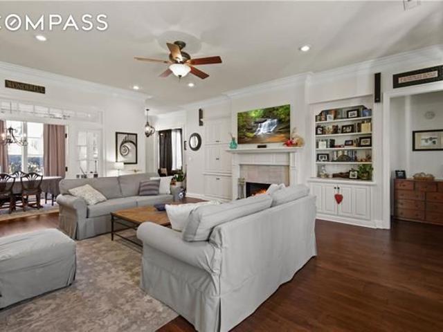 1344 Rue Bayonne, Mandeville, LA