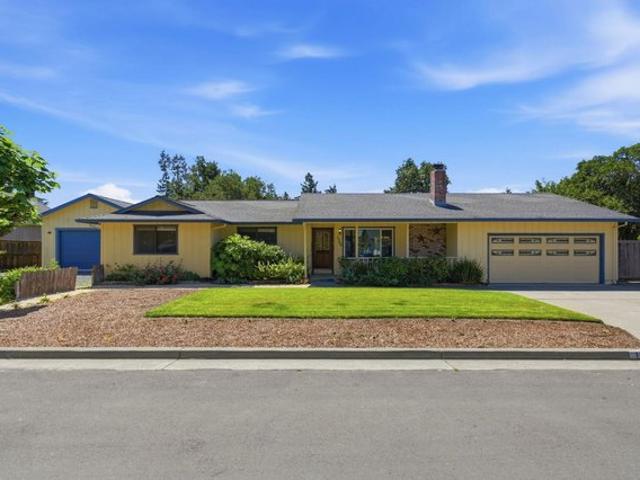 1344 Sugar Bear Ln, Santa Rosa, CA 95407