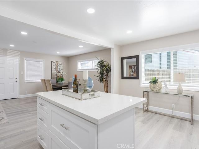 1344 W Vesta