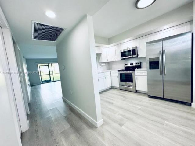 13455 16th Ct SW #109F, Pembroke Pines, FL 33027