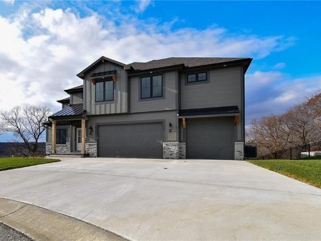 13459 Terrace Park Dr, Parkville, MO