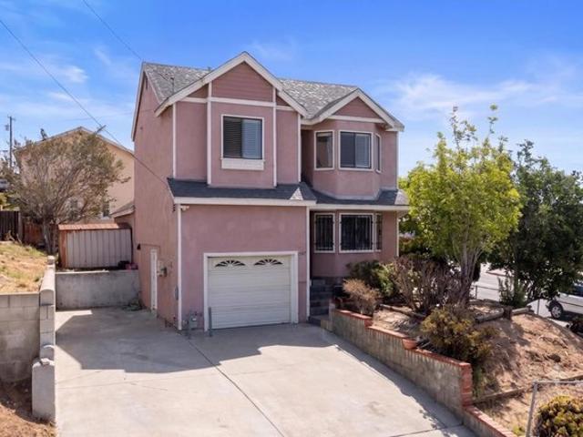 1345 Orange St, National City, CA 91950