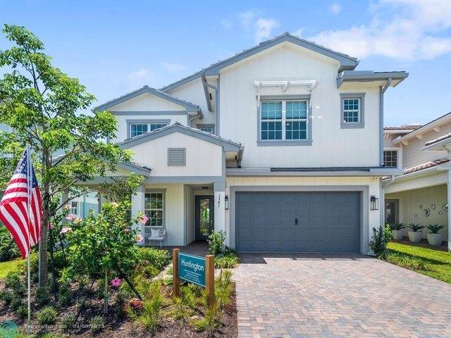 1345 Bushel Creek Xing, Loxahatchee, FL 33470