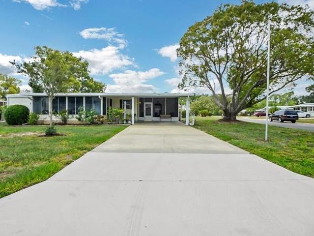 1345 Elkhart Cir, Tavares, FL 32778