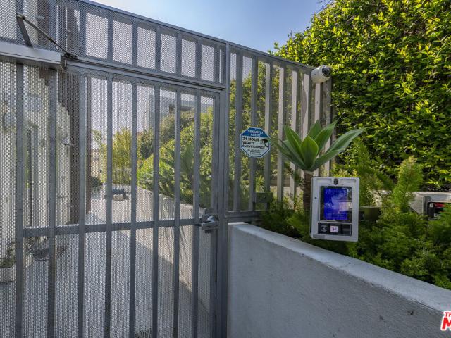 1345 Havenhurst Drive 15