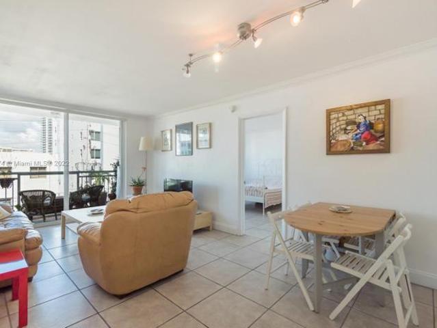 1345 Lincoln Rd #402 Miami Beach, FL 33139