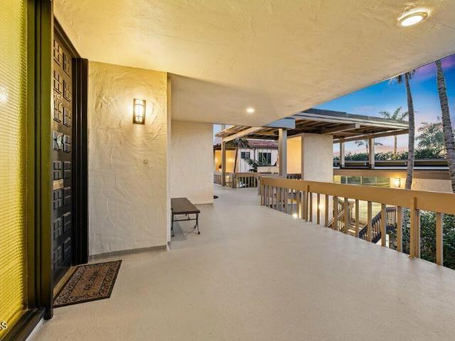 1345 Plaza Pacifica