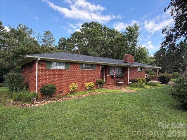 1345 Rock Hill St, Nebo, NC 28761