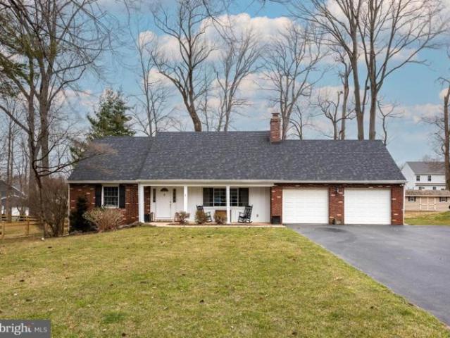 1345 Sweet Briar Rd, West Chester, PA 19380