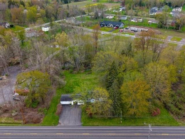 1345 Shoecraft Rd, Webster, NY 14580