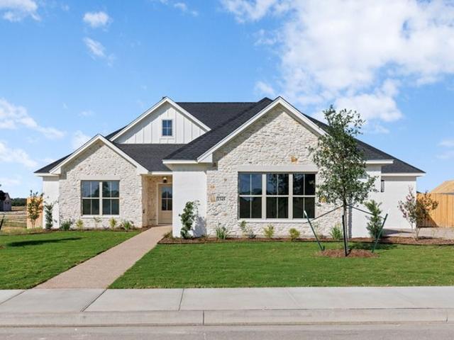 1345 Tahonta Dr, Hewitt, TX 76643
