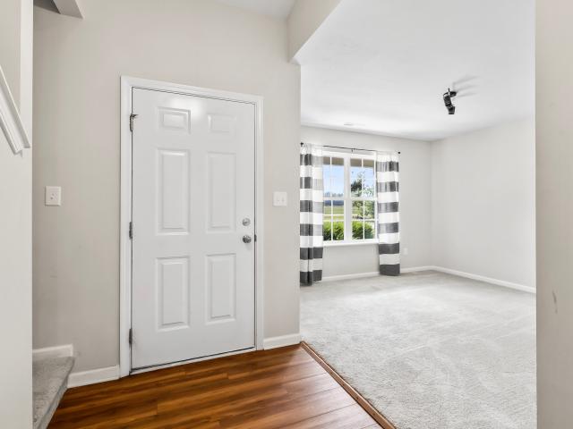 1345 W Jade Drive