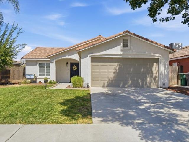 13460 Larkspur Way, Armona, CA 93202