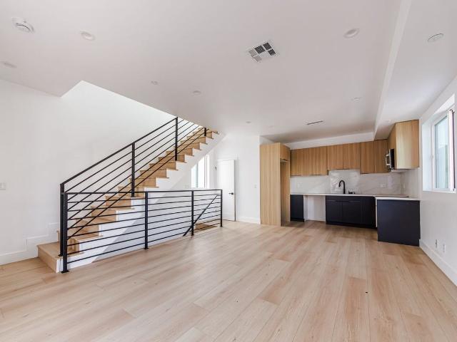 13461 Beach Ave 3 Bedroom Apartment for Rent at 13461 Beach Ave, Los Angeles, CA 90292 Marina del Rey
