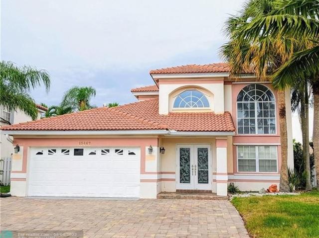 13467 NW 6th Dr, Plantation, FL 33325