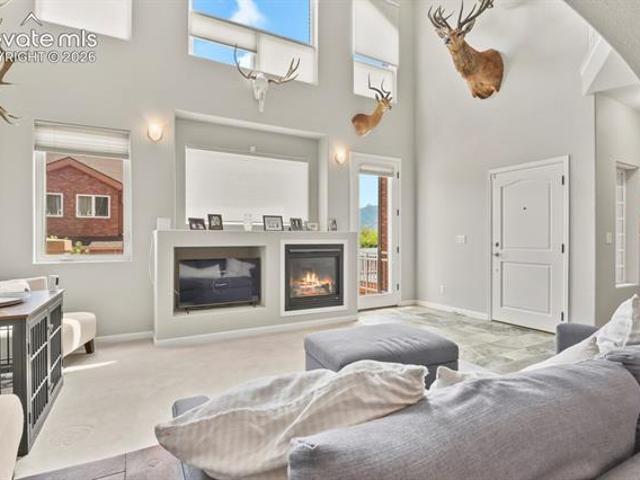 1346 Mirrillion Heights