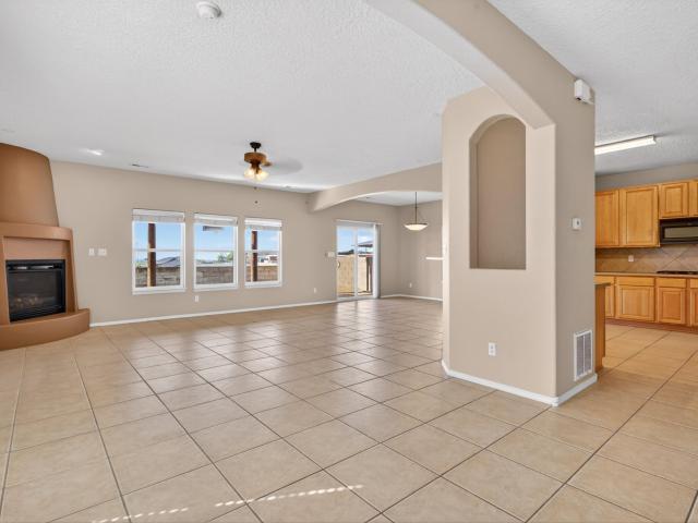 1346 Mountain Vista Drive SE