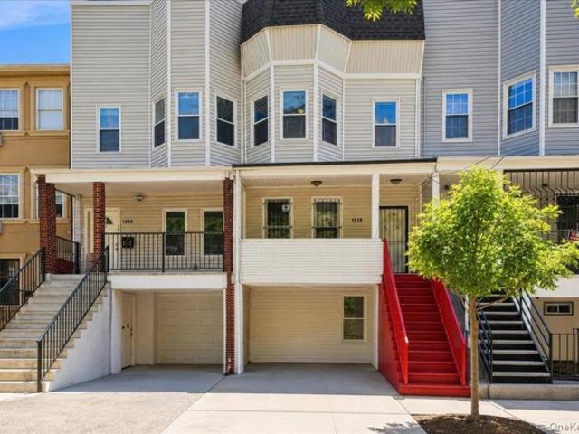 1346 College Ave, Bronx, NY 10456