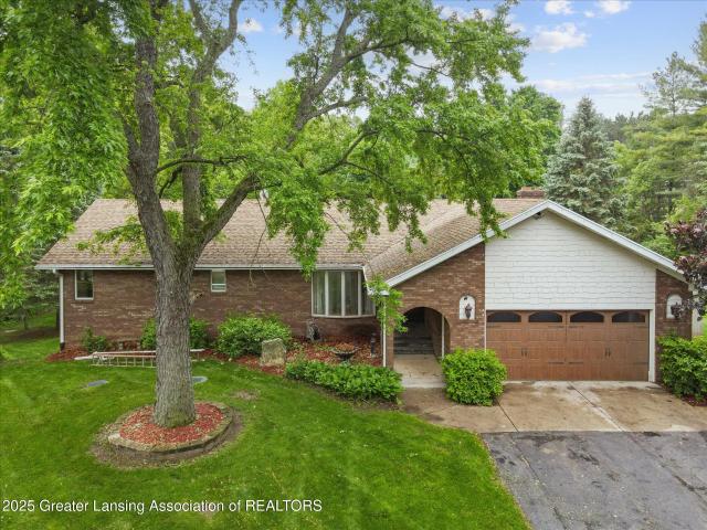 1346 E Howe Road