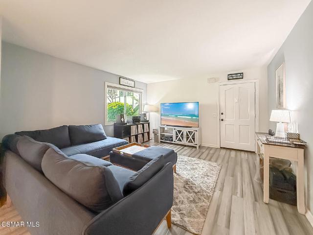 1346 E Hillcrest Dr, Unit 44, Thousand Oaks, CA 91362 | MLS #226001 VC | Compass