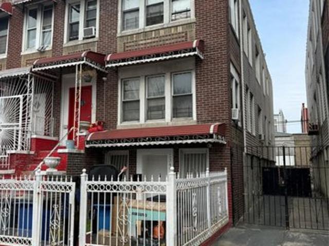 1346 Elder Ave, Bronx, NY 10472