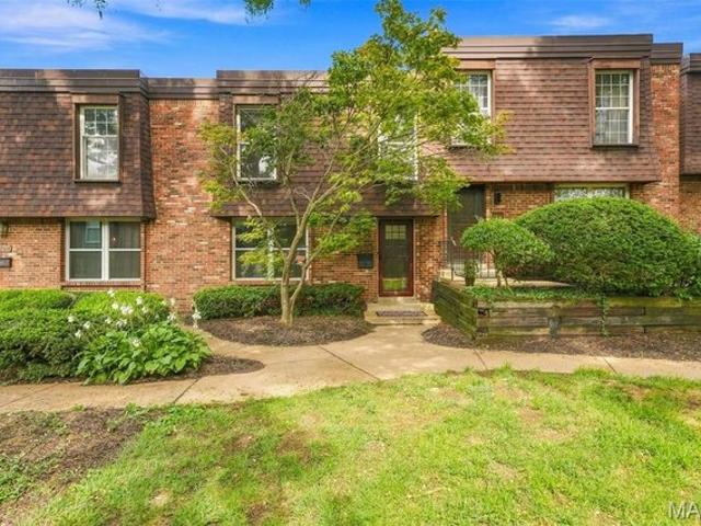 13473 Coliseum Dr, Chesterfield, MO 63017