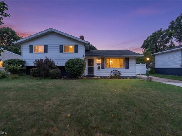 13473 Donald Dr, Brook Park, OH 44142