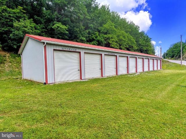 13479 Lincoln Highway