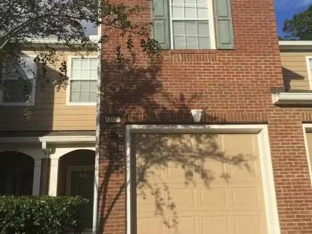 13479 Stone Pond Drive 13479 Stone Pond Dr