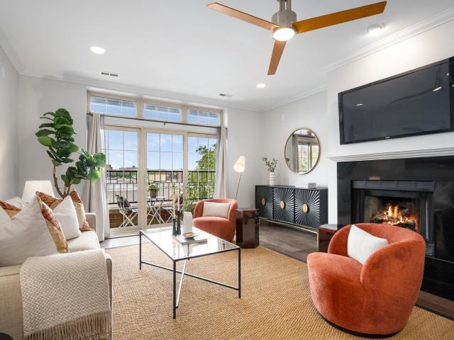 1347 N Ashland Avenue # 2N