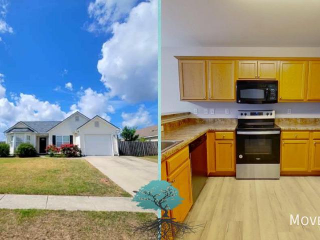 1347 Parkland Way Leland, NC 28451 Charming Home with Easy Coastal Access