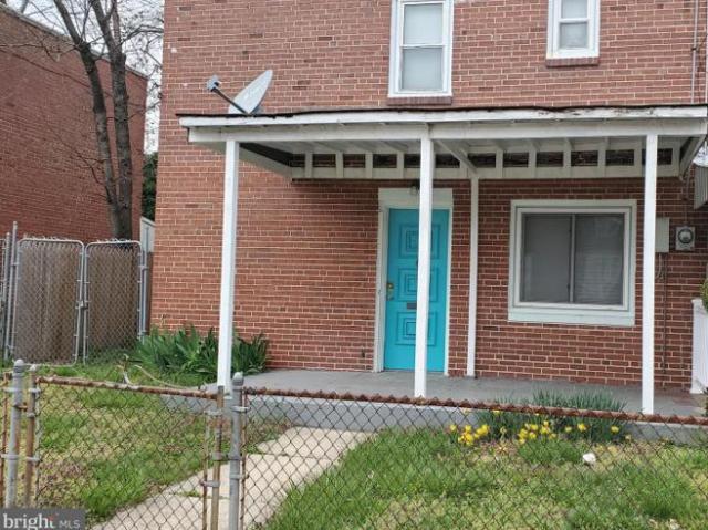 1347 Sayrs Ave, Camden, NJ 08104