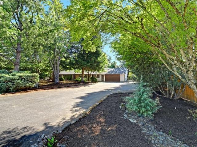 13480 SE 132nd Ave, Clackamas, OR 97015