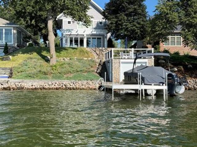 13482 Indian Beach Rd, Spicer, MN 56288
