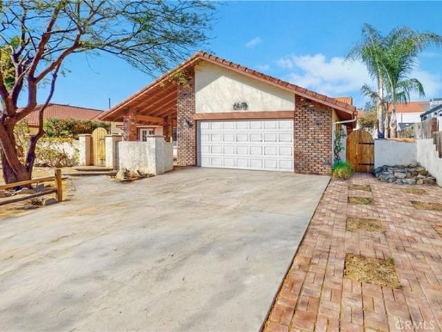 13489 Village Rd, Yucaipa, CA 92399