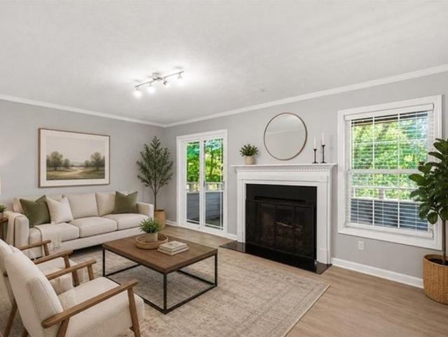 1348 N Crossing Dr NE, Atlanta, GA 30329