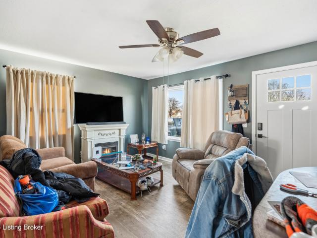 1348 Cross Keys Rd