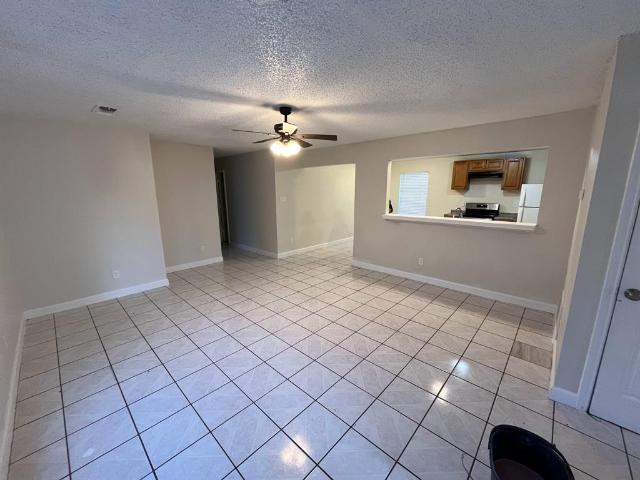 1348 E Maddox