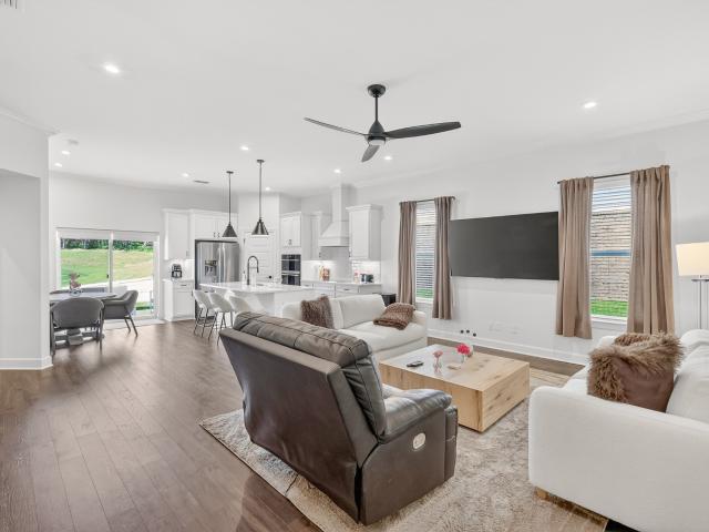 1348 Harmony Hill Ln