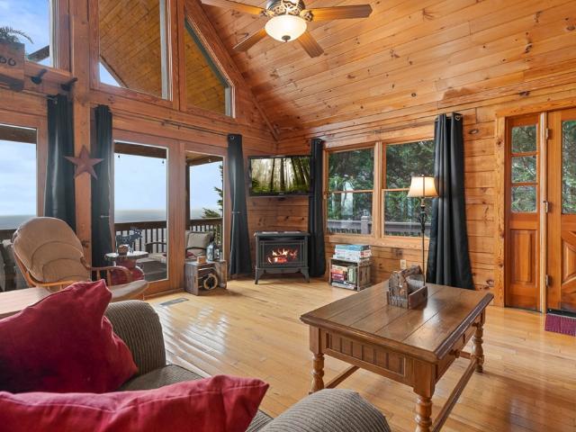 1348 Starry Night Dr