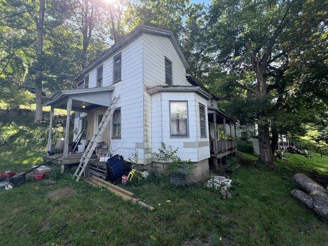 1348 Sassafrass St, Franklin, PA 16323