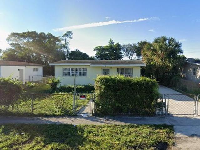 1348 9th St, West Palm Beach, FL 33401