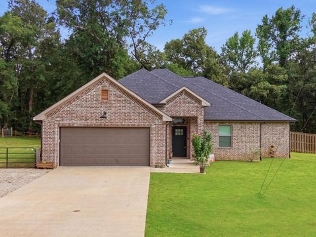 13497 Indian Dr, Tyler, TX 75709