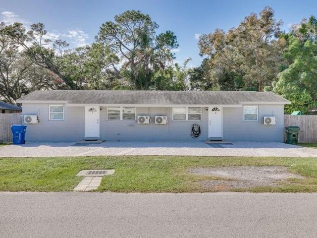 13496 W Rena Dr, Largo, FL 33771