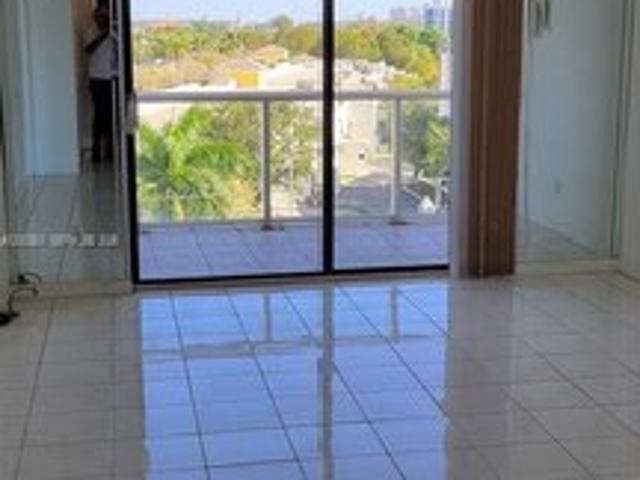 13499 Biscayne Blvd Apt 511, North Miami, FL 33181