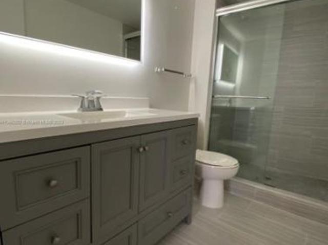 13499 Biscayne Blvd #1507, North Miami, FL 33181