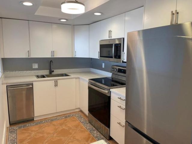 13499 Biscayne Blvd #1607, North Miami, FL 33181