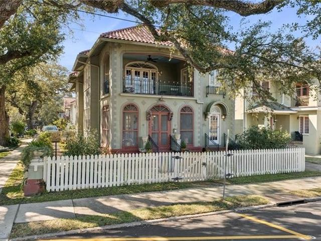 1349 Moss St, New Orleans, LA 70119