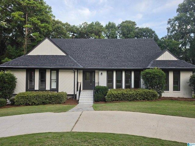 1349 Atkins Trimm Blvd, Hoover, AL 35226
